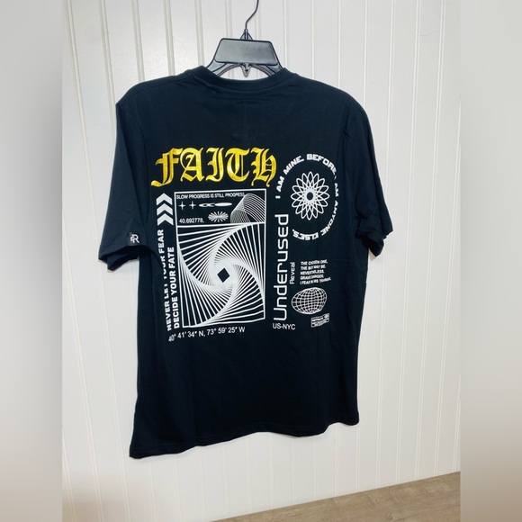 Refinery Republic | Shirts | Refinery Republic Graphic Tshirt Size M ...